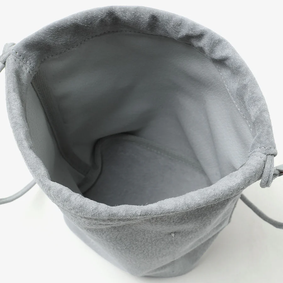 【hobo】DRAWSTRING POUCH -PIG SUEDE- / Light Grey – TOKIS